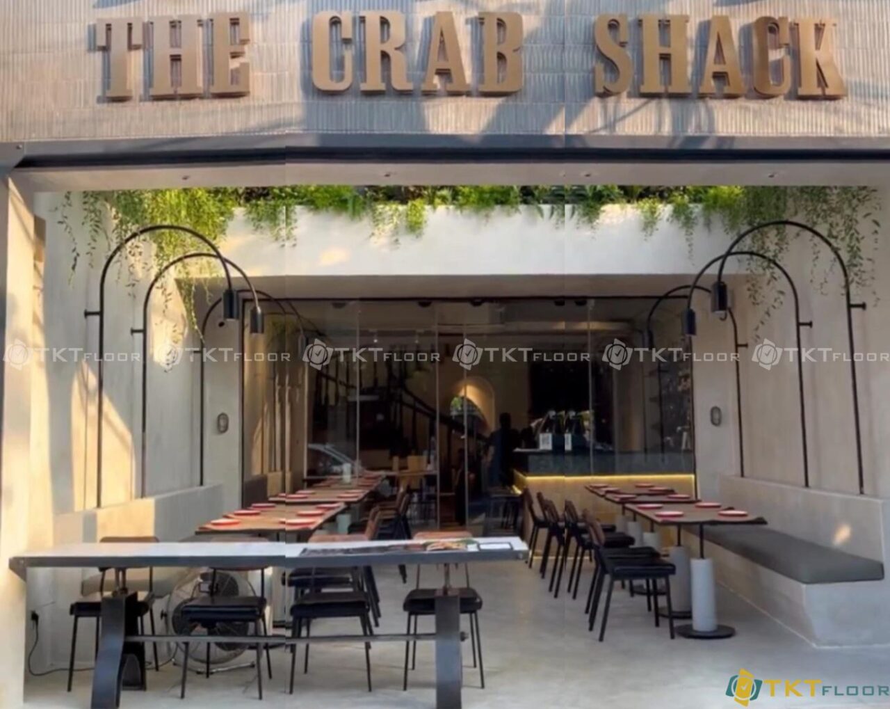 SÀN MICROCEMENT THE CRAB SHACK THẢO ĐIỀN - TKT Floor